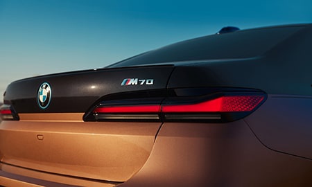 BMW i7 eDrive 50 Mスポーツの新車・新型情報・価格・装備（2023年5月発売）｜グーネット新車